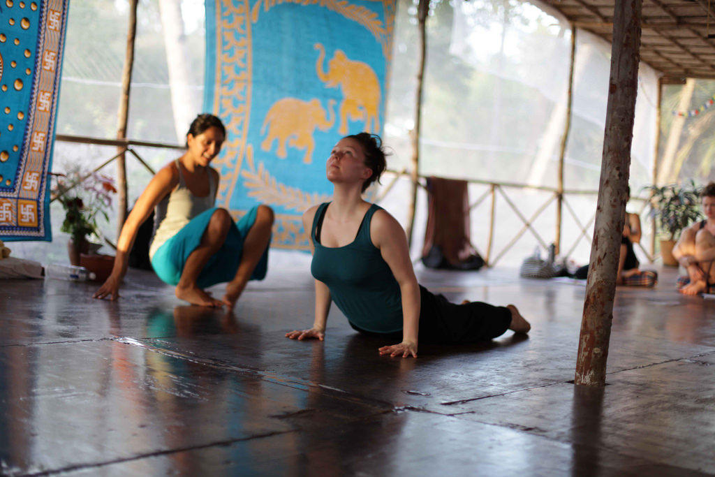 Clases de yoga: conoce cómo son las clases de esta milenaria disciplina
